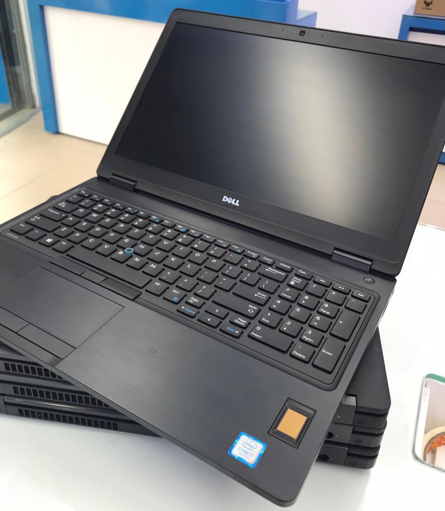 Dell Latitude E5580| Core i7-7600u | Ram 8GB | SSD 256GB | 15.6 inch Full HD | Laptop Bảo Minh